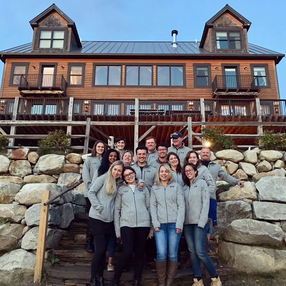 The Power of Team Building: 7 Surprising Benefits of Company Retreats